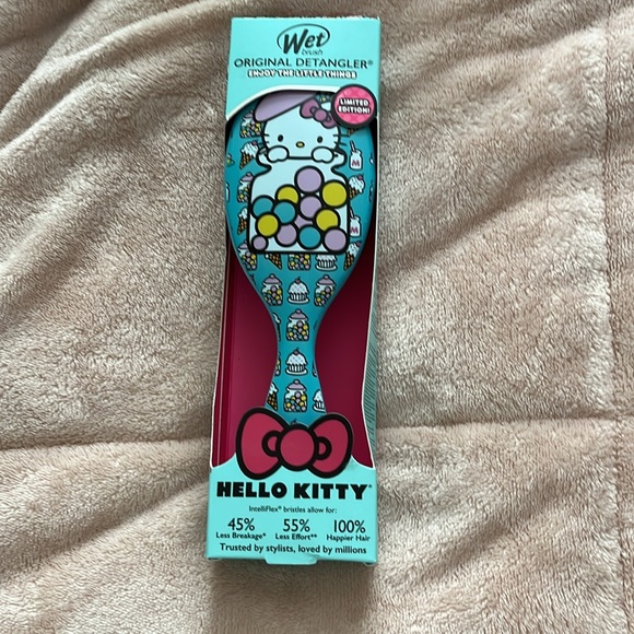 Hello Kitty | Hair | Hello Kitty Wet Brush | Poshmark